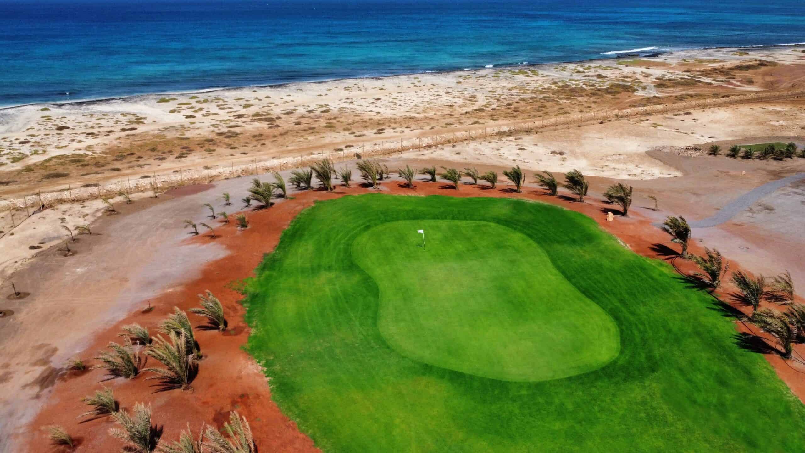 Viveiro Country Club, the first and only grass covered golf course in ...
